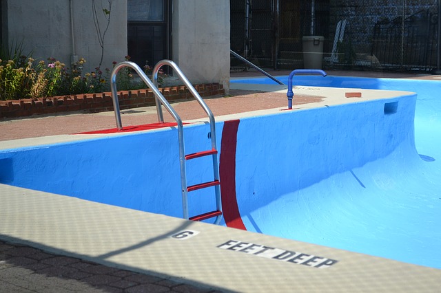 Pool Resurfacing Process: How it Works | Alan Smith Pools